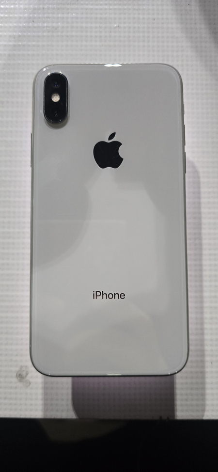 Iphone xs 64GB ёмкость83