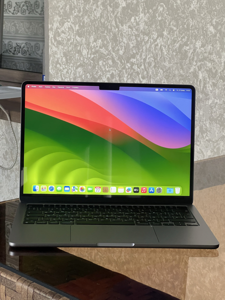 Apple Macbook Air M2 8/256gb