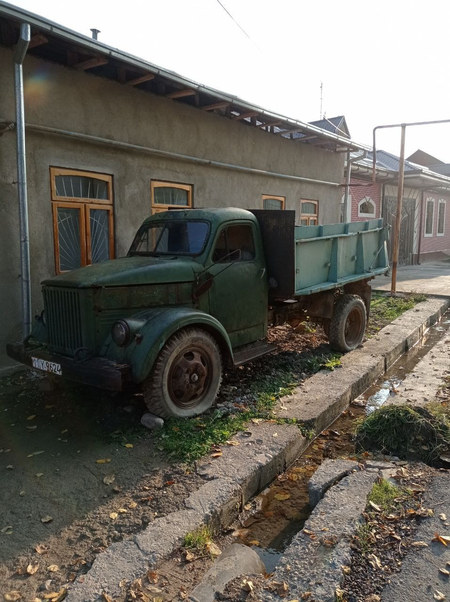 Газ 51               .