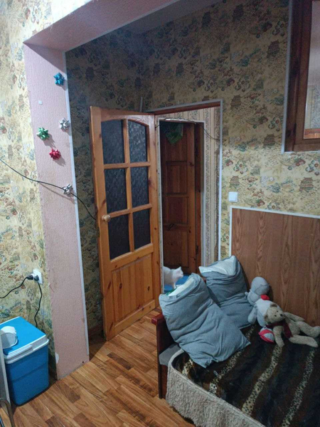 Продаётся 2комнатная квартира на Чиланзаре-19.