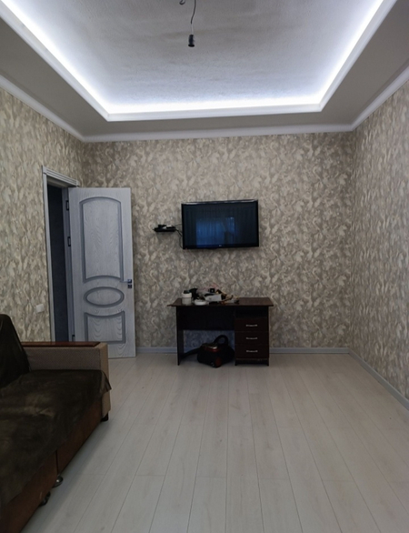 Chilonzor 23 kv 2 xonali xamma sharoitlari bor 500$ oila qizlar