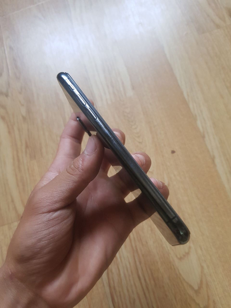 Iphone X haloti udar