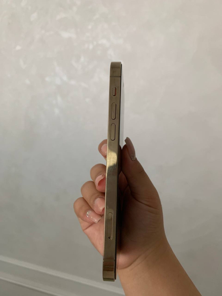 Iphone 12 pro 128 gb 77% gold rangi sotiladi