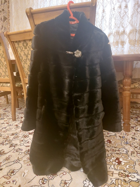 Шуба новая (янги] срочно продаётся