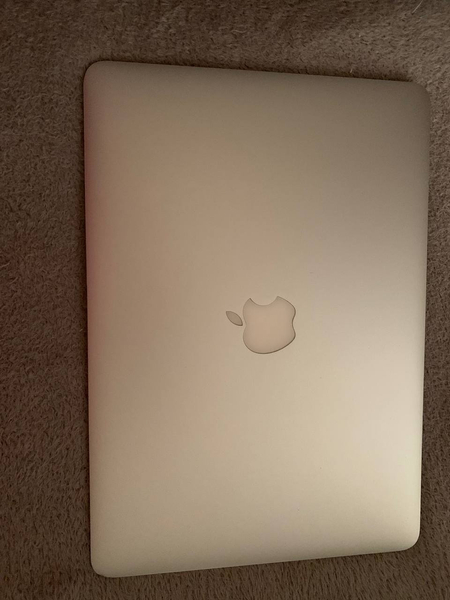 Apple MacBook Air 2010. Model1369 Sotiladi!!!