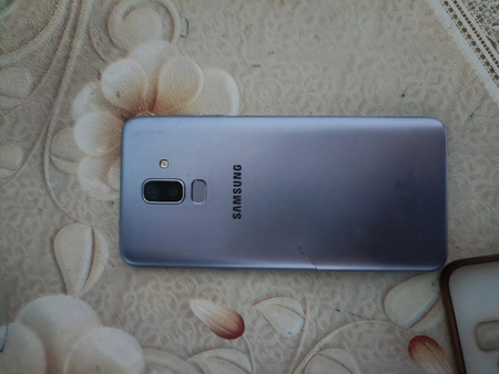 Galaxy J8 sotiladi