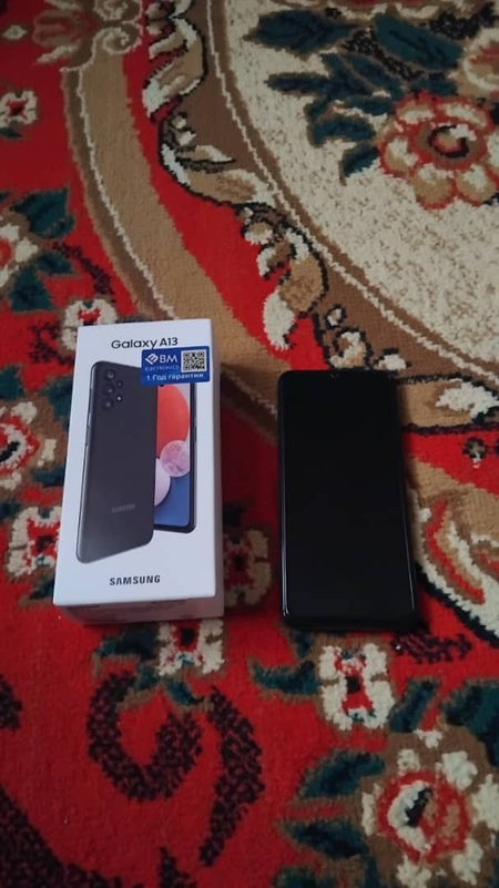 Samsung Galaxy 13