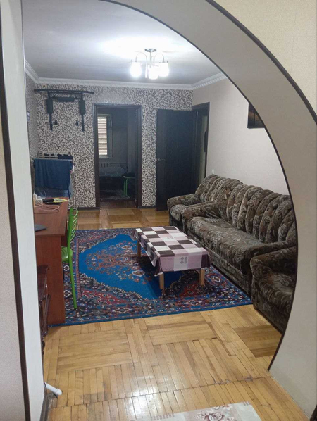 Продается квартира 2*3/5/5, Чиланзар 23-квартл