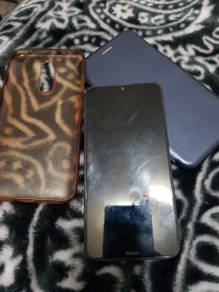Redmi 8 4/64 sotiladi