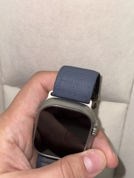 Apple watch ultra 2 100%