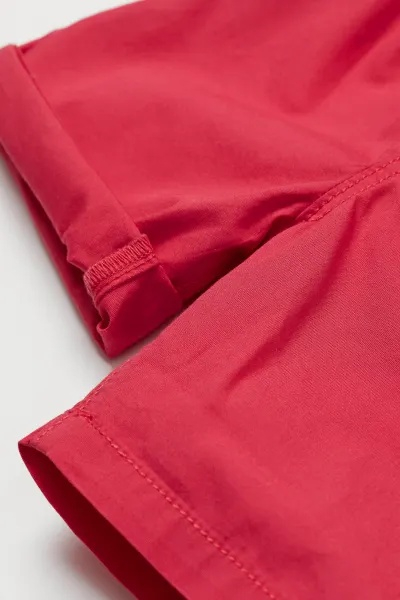 Шортики для мальчиков от бренда H&M