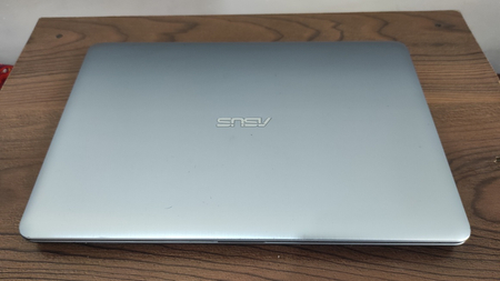 ASUS X540LJ sotiladi yoki obmen