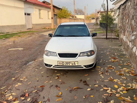 Нексия 2 сотилади