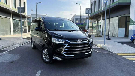 mikra avtobus jac m4 11 orinlik nalichkada bor