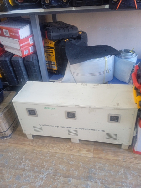 Steblezatr sotiladi 380W Holati yangi