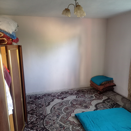 uy sotiladi 4 xonali 5.7 sotix
