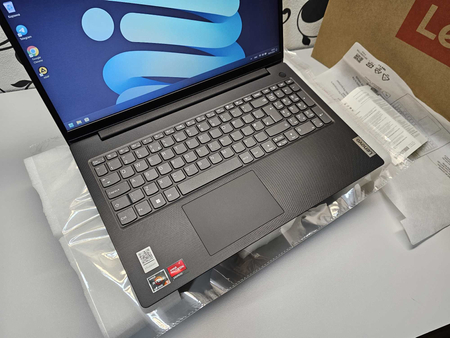 ПРОДАМ Lenovo V15G4 AMN 2024 Ноутбук Ryzen™5-7520U/8GB/256SSD/15.6\\\
