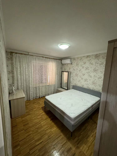 Сдаётся 3 х комнатная Мирабод, Метро Ойбек