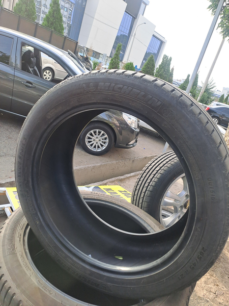 Michelin 265/45/R21
