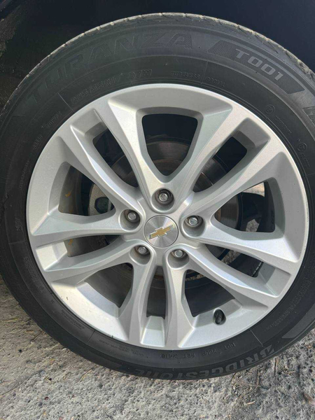 Malibu diska r 17 balonlari bilan