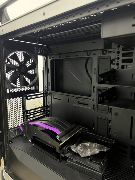 Продается кейс Coller Master Cosmos C700M RGB