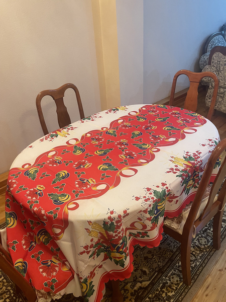 скатерти новогодние разные