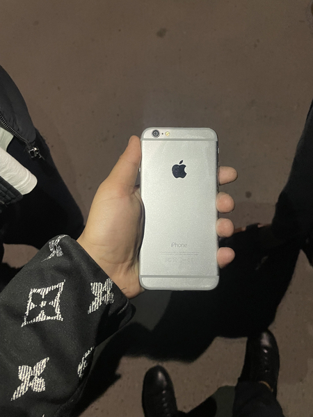 Iphone 6 продается срочно