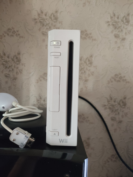 Nintendo Wii с многими дисками