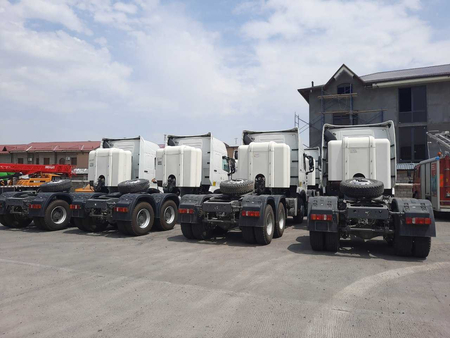Howo-A7 6x4 CNG эгарли тягач Таййор