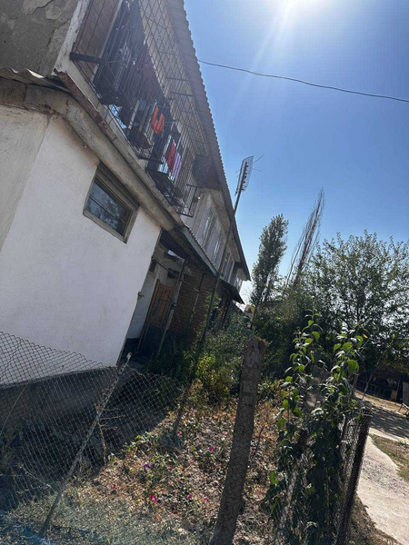 Продается Квартира в Токае (сзади Базара)
