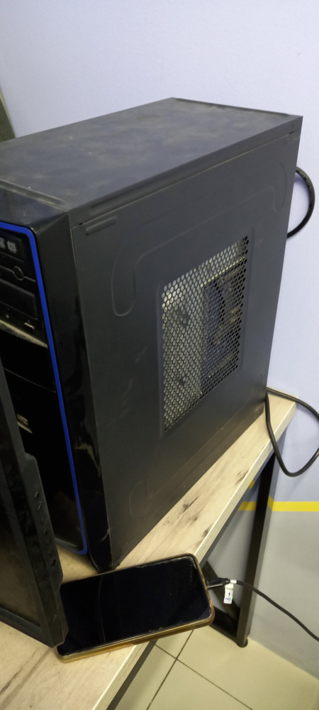 Kompyuter monitor+protsessor