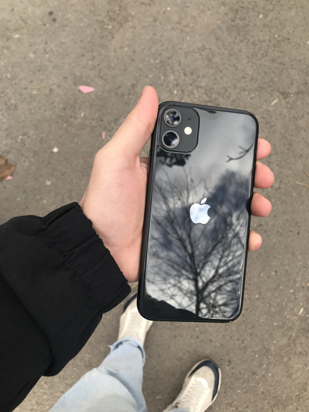 Iphone 11 64gb SROCHNA