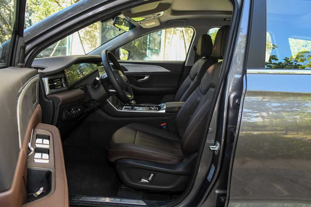 JETOUR X90 Plus gibrid