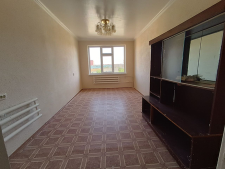 Продам квартиру  в центре Зарафшан