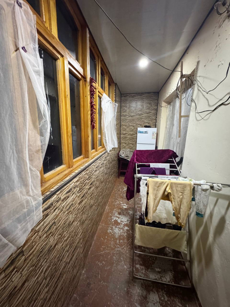 Наваи 44м² Дом Кубик  Балкон 2×6 1х Прадаётся орентир Зером гастиница