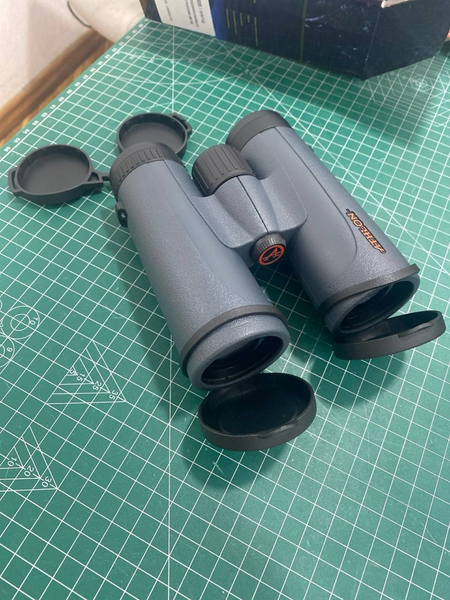 Binokl бинокль Athlon 8x42 va 10x42