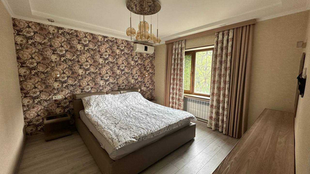 СРОЧНО Продается 4-хкомнатная  77-серия Ц-1 Садык Азимова (133241)
