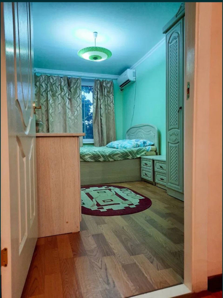 Цум 2/4/5 кирпич 60м2  балкон 2/6 мебель +техника+