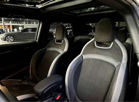Продается автомобиль JOHN COOPER WORKS