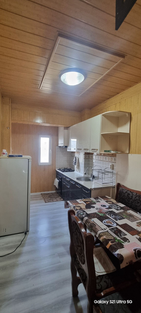 Algartm Qizil sharq 3xona uy 550y.e