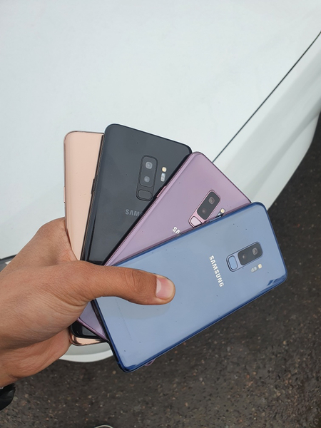 Samsung Galaxy S9 PLUS. 64 GB. Bizda Arzon narxlar. Holati zo'r