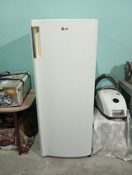 Холодильник LG .