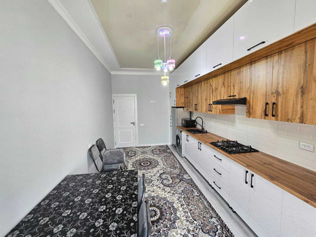 3 xonali 95m² 7-qavat uy sotiladi