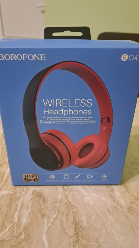 Borofone B04, simsiz naushniklari  sotiladi