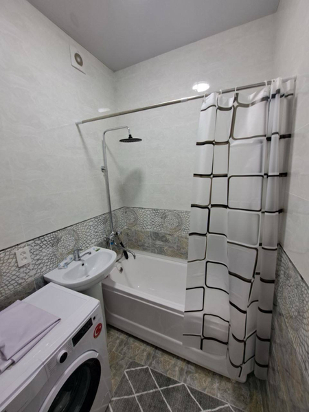Продам квартиру Чиланзар 16 2-2-4
