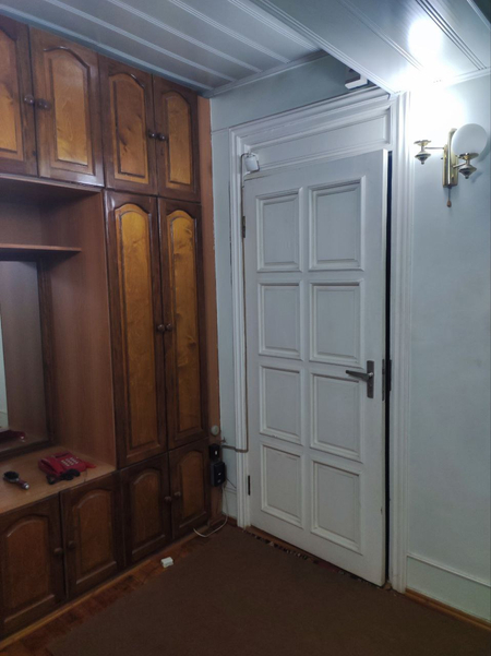 Ц-14 1-Этаж 3-ком Кирпичный 75м²Разделка Продаётся Квартира в Центре