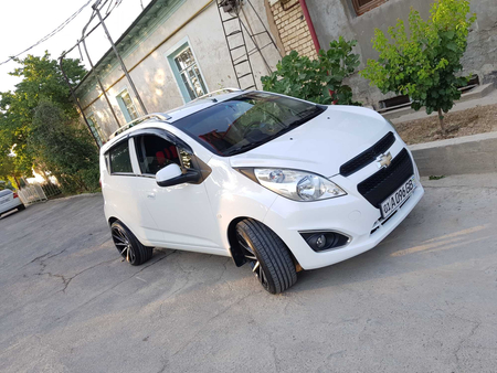 Spark 3 Lt 2015 yil Arenda vikup oq rang