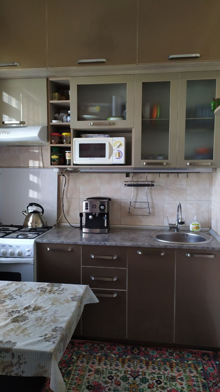 Продается квартира (3/2/1) шахристанская(телебашня)