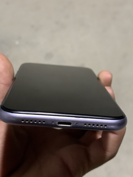 Iphone 11 sotiladi