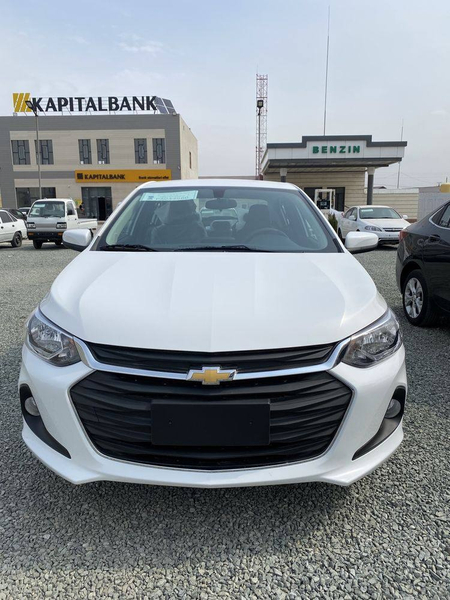 Chevrolet ONIX 3 LT MT